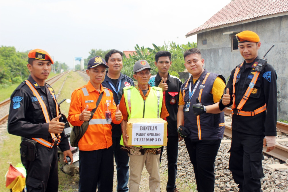 Peduli Keselamatan KAI Lakukan Sosialisasi di Perlintasan Bidang Melalui Safety Hunting Safety ...
